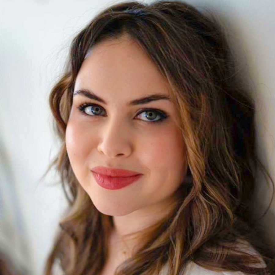 Elizabeth Pyjov - Menla