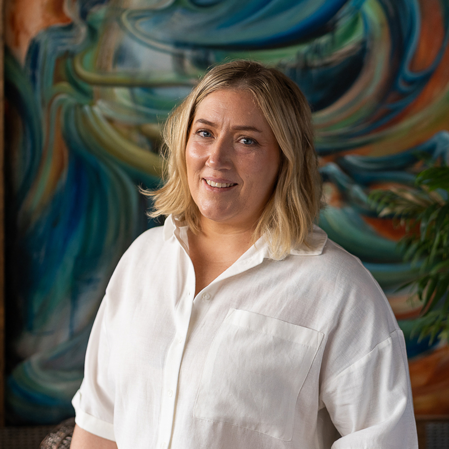 Jess Farrell - Menla